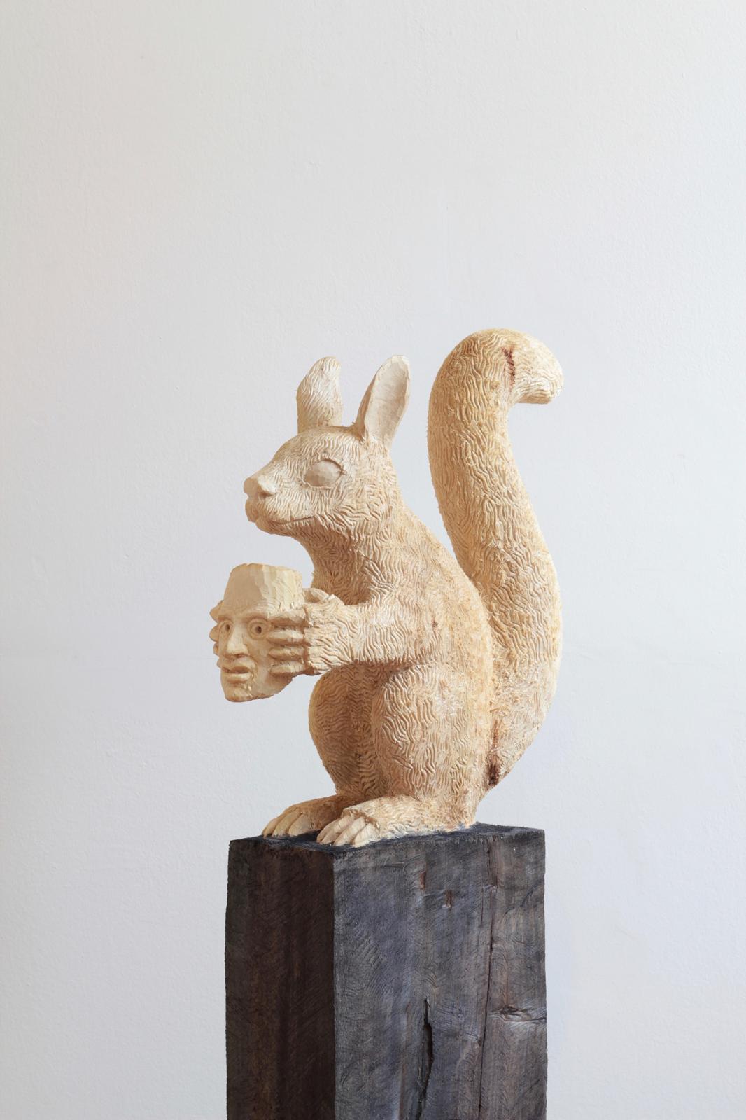 Jan Thomas, Squirrel demon (Detail), 2019, Pappelholz, Beize