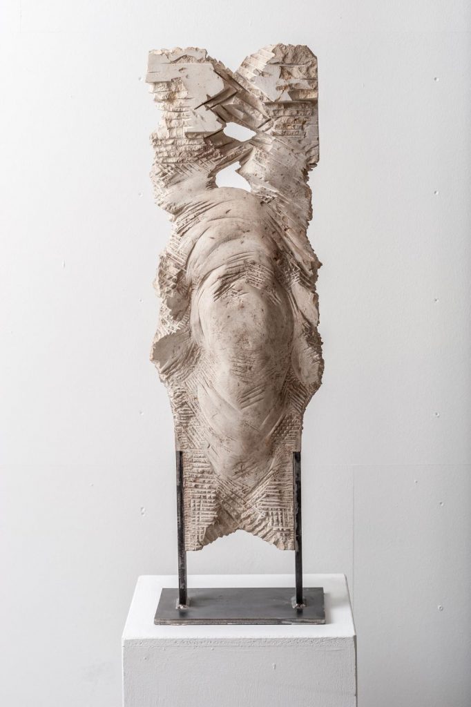 Bildhauer | Christoph Traub | Haut 3 | 2014 | Jura, Stahl, 101 cm x 13 ...